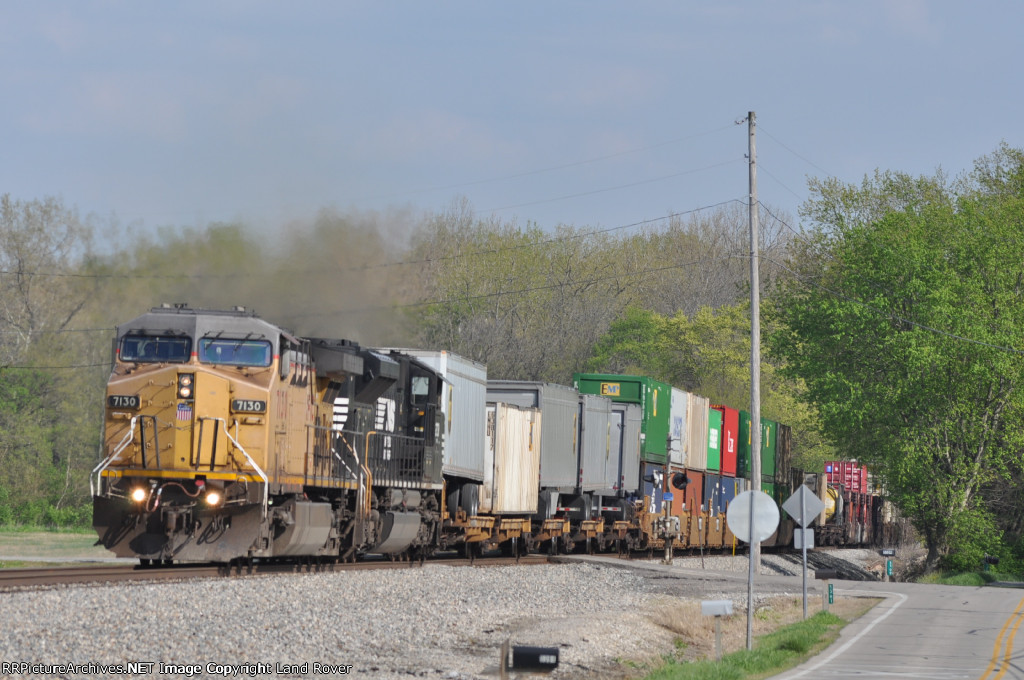 UP 7130 On NS 282 Westbound